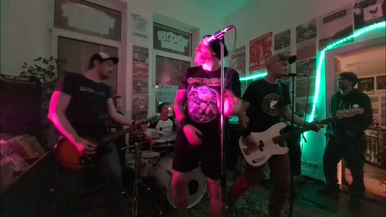 Drunk Motorcycle Boy - We live / we die - Monster Records Hannover - 26.03.22 - YouTube