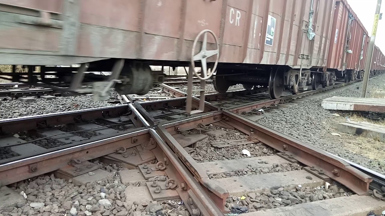 Railway Diamond Crossing - YouTube