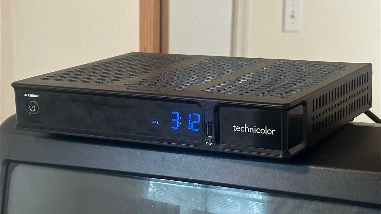 Technicolor [Spectrum] Receiver Box in The Bedroom - YouTube
