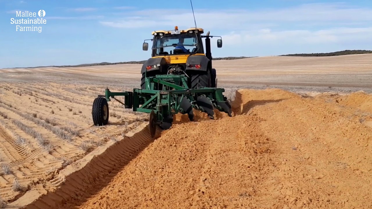 HIGH WORK RATE PLOUGH DEMONSTRATION - YouTube