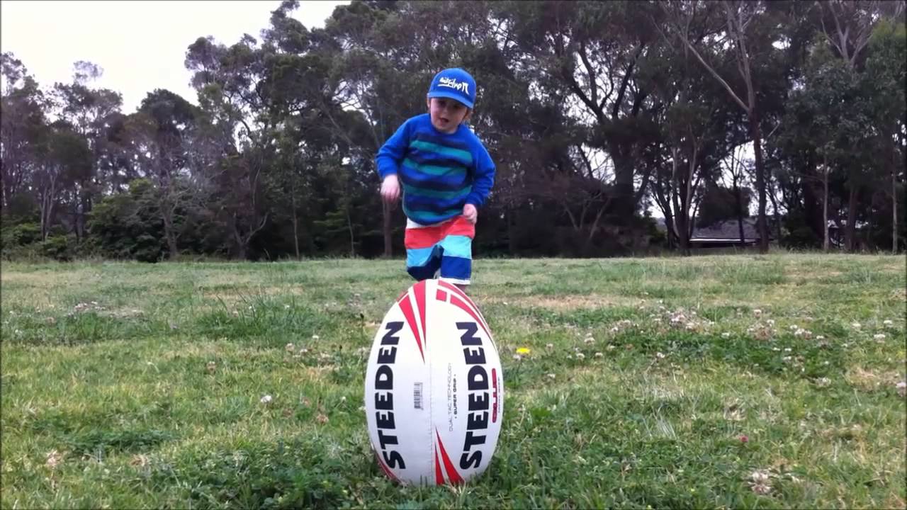 footy kick - YouTube