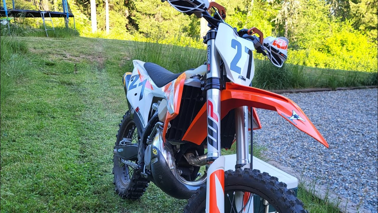 I rode my dad's KTM 300 2 stroke - YouTube