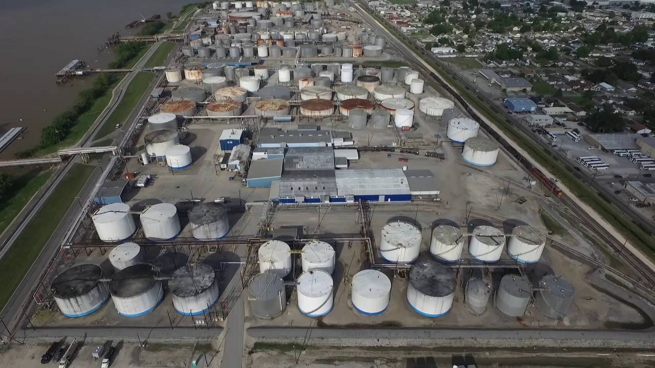 Kinder Morgan Oil Facility West Bank of New Orleans - YouTube