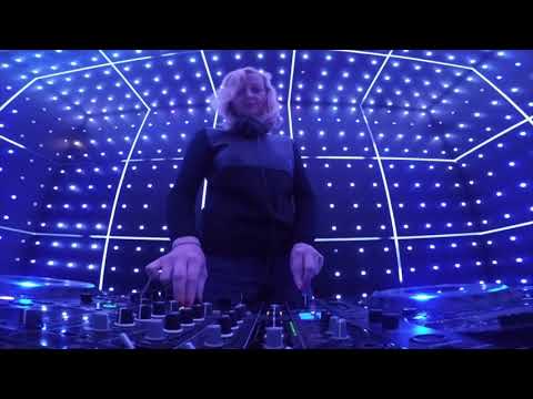 Laydee V Live from Amsterdam - YouTube