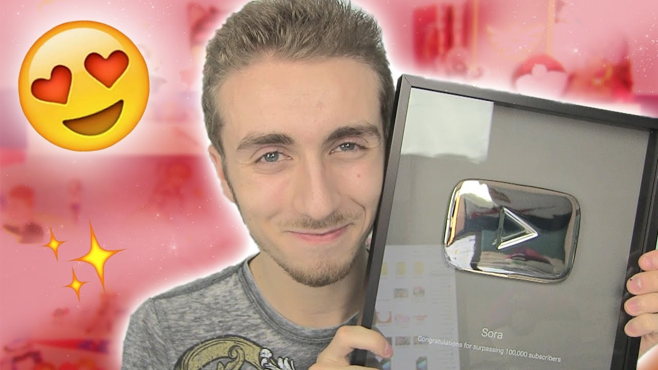 LE TROPHÉE DES 100 000 ABONNÉS - SORA - YouTube