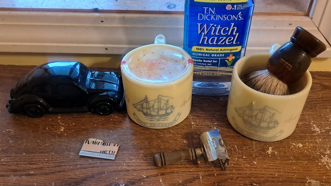 Ever-Ready 1907 Lather Catcher Sunday Shave - YouTube