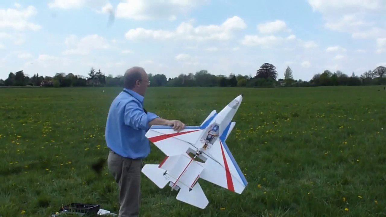 RC Powers - foam jet - F35 - YouTube