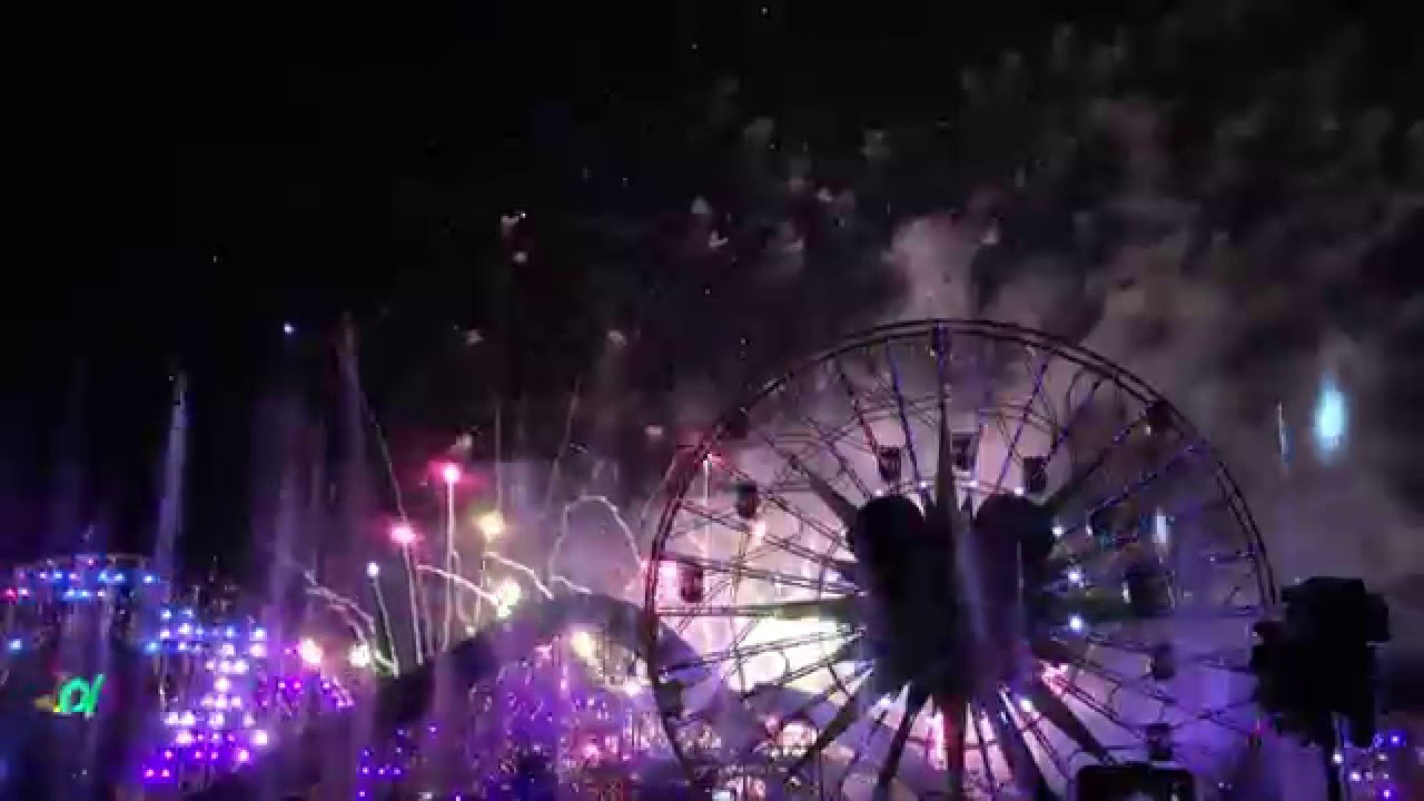 World of Color New Years Eve Fireworks - YouTube