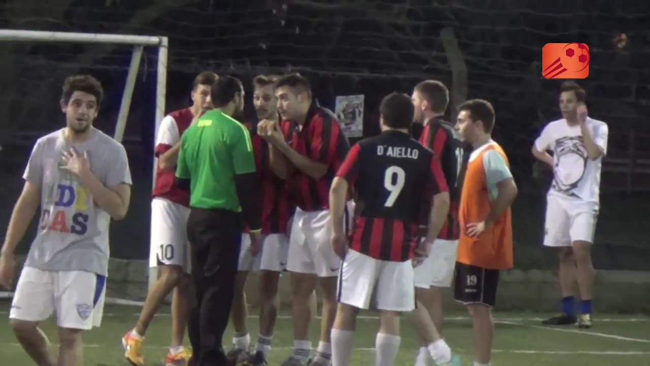 Niupi FC Vs Superzonicos - YouTube