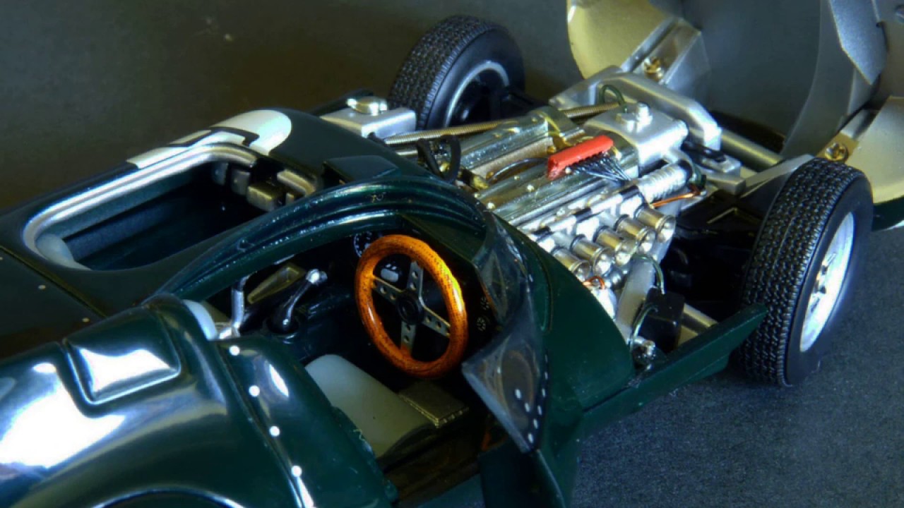 Autoart Jaguar D Type 1955 Le Mans - YouTube