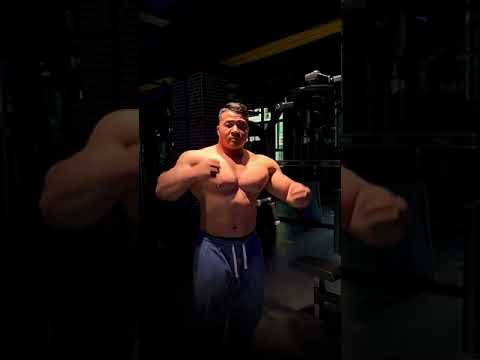 muscle dad - YouTube