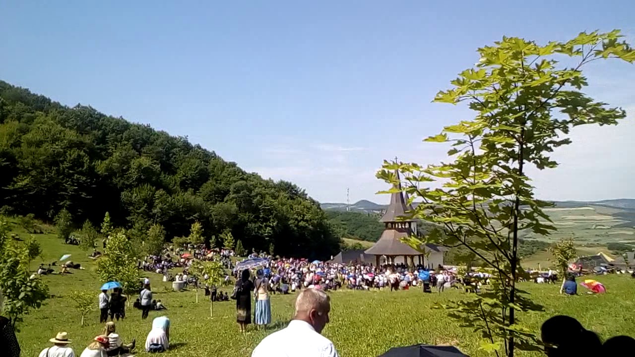 Manastirea Sf. Ilie din Nuseni hram 2019 - YouTube