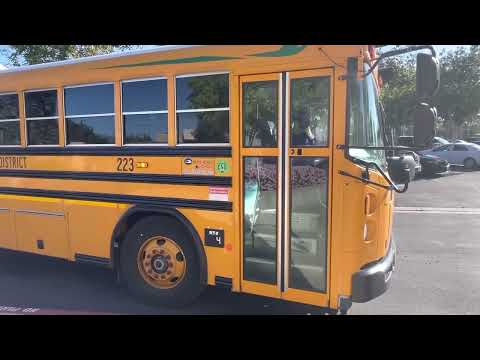 Bus 318 Bus 319 and Bus 223 in Rialto - YouTube