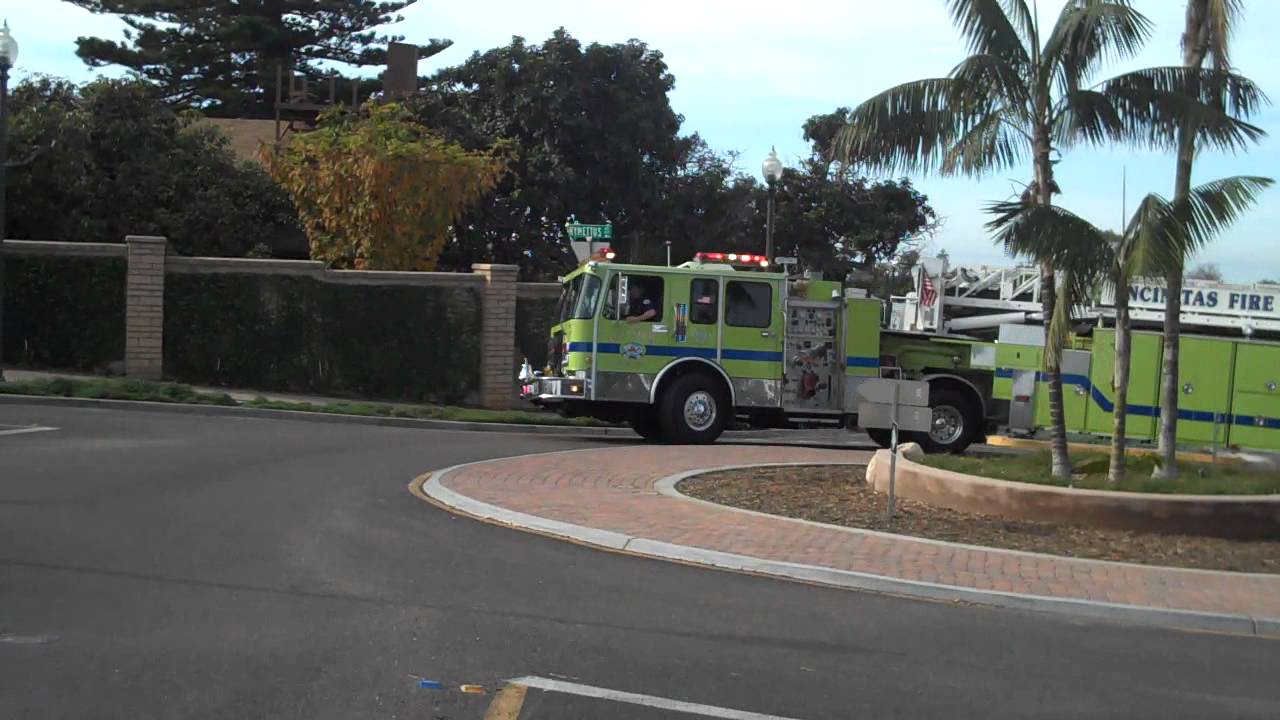 Fire trucks using roundabouts - YouTube