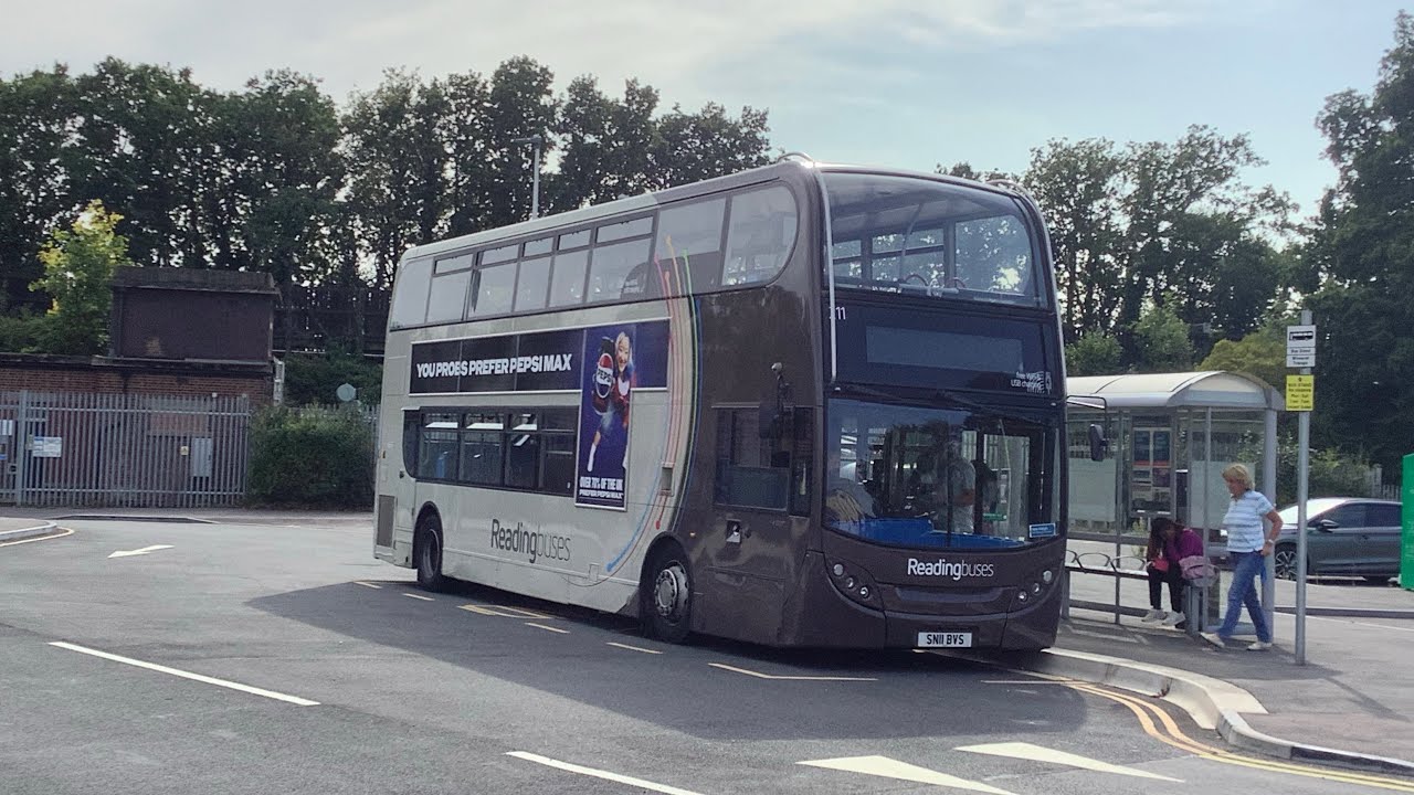 Reading Buses Enviro400 211 (SN11 BVS) On Route 500 To Central Reading ...