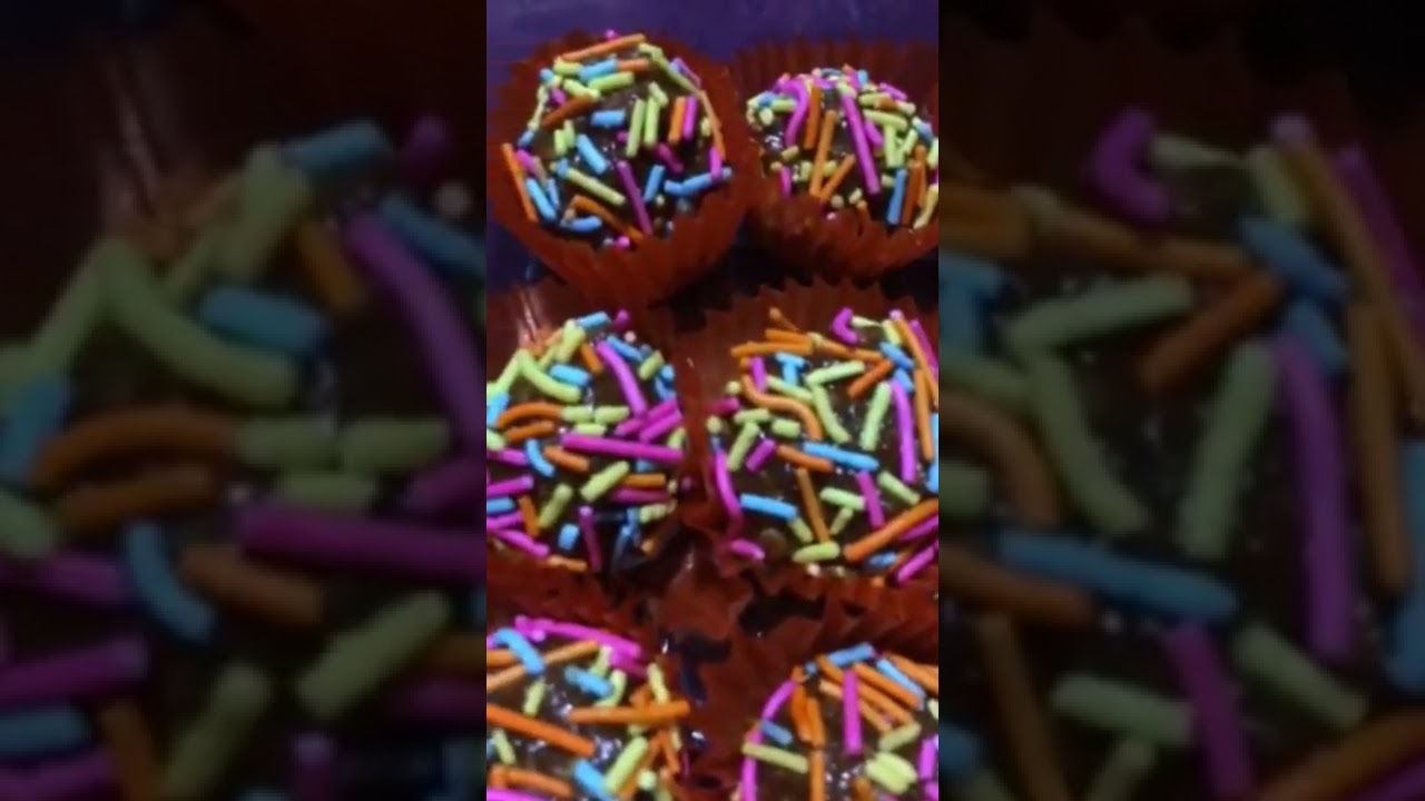 SATISFYING YUMMY TASTE GRAHAM BALLS WITH SPRINKLES #asmr #hazel #shorts ...