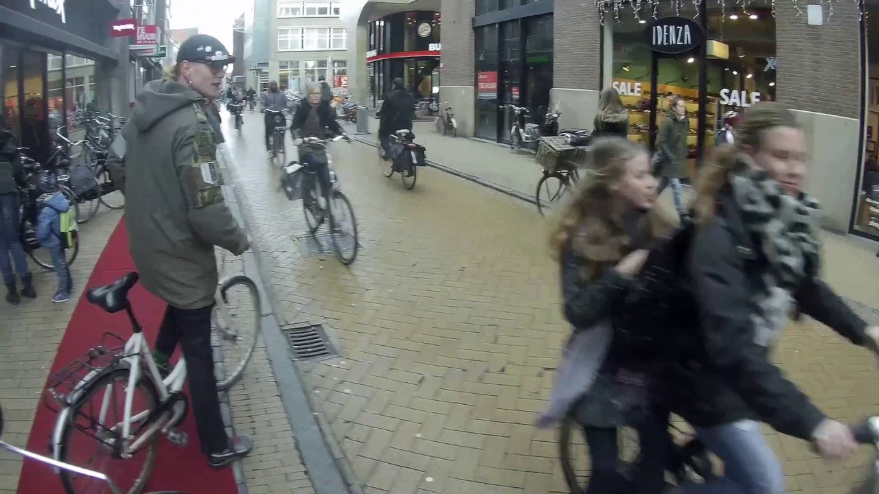 ff wachten.... ja nu - YouTube