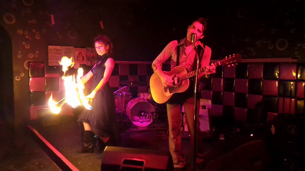 Stephen El Rey featuring Leilainia Marcus - Hearts Under Water - YouTube