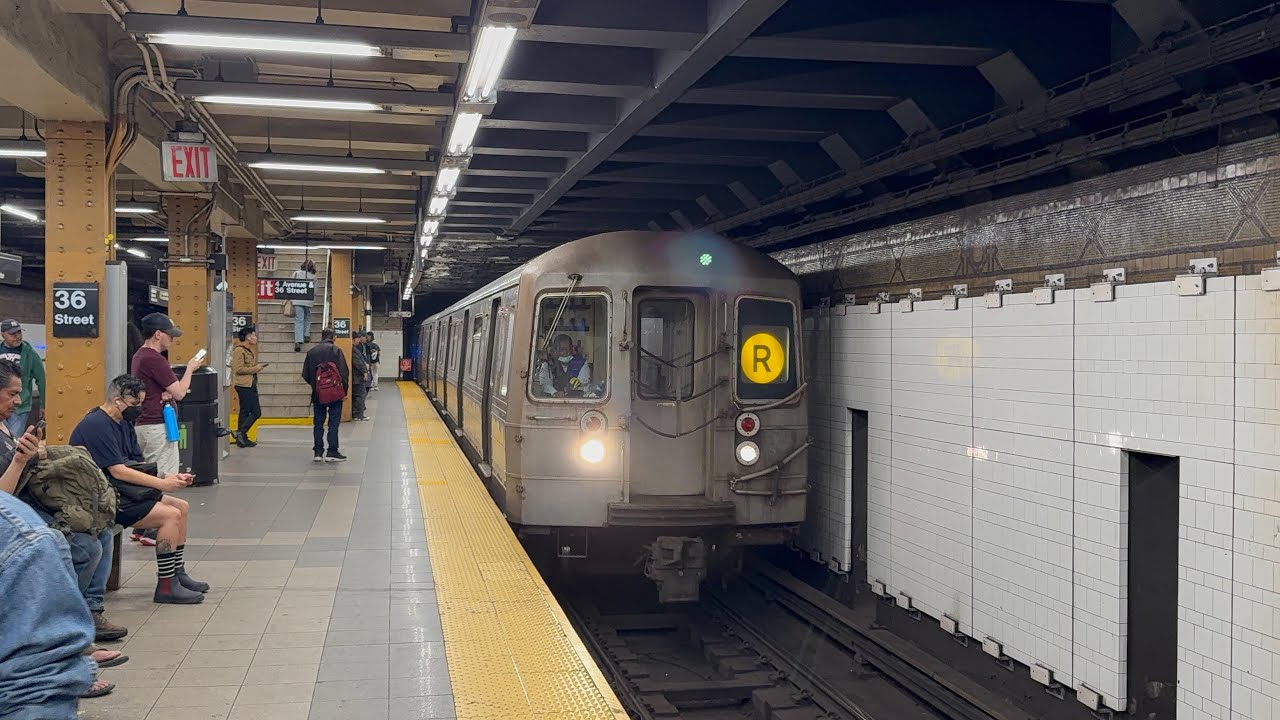 R68 R Train entering 36th Street - YouTube