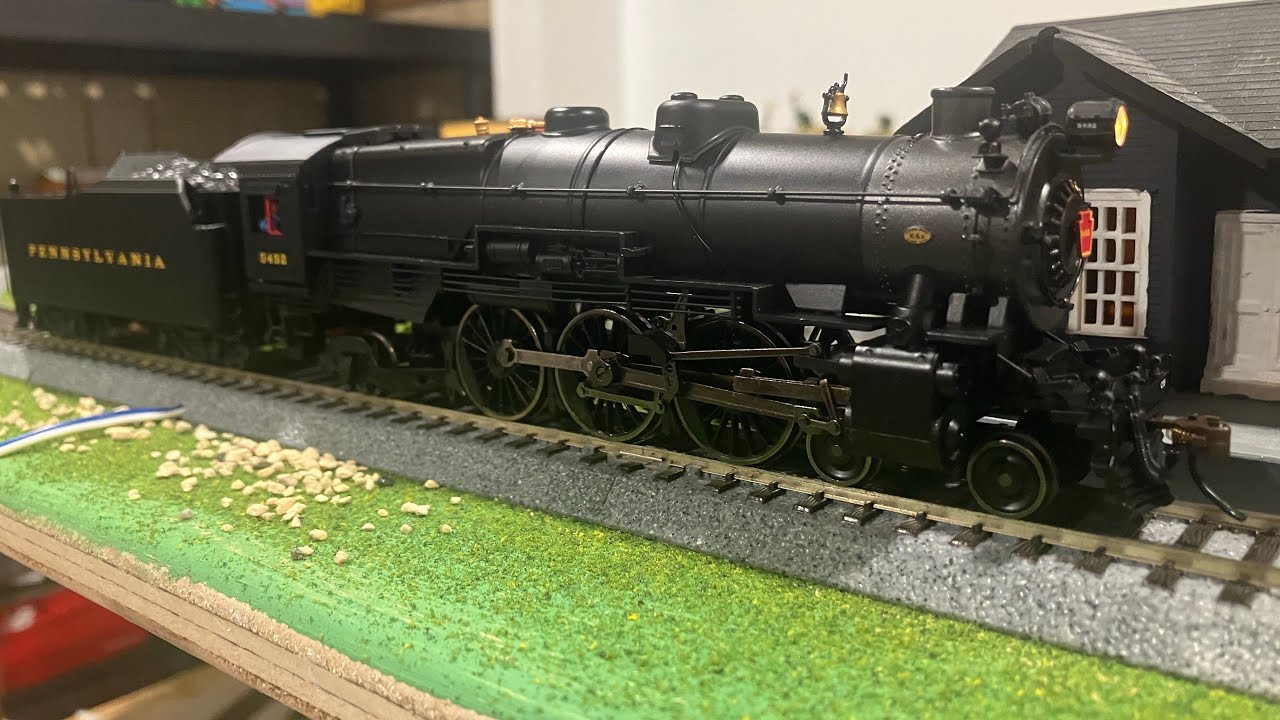 Review: Bachmann Specturm PRR K4 #5492 - YouTube