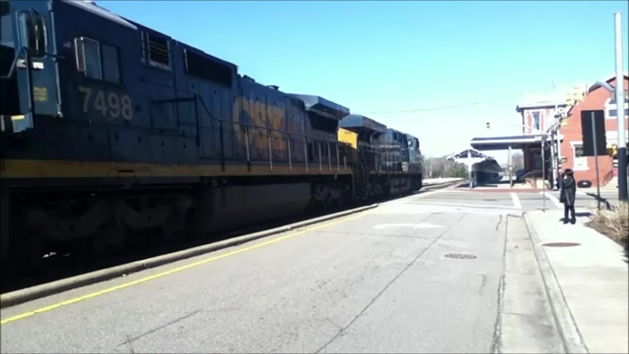 CSX 834 ES44AH & 7498 C40-8 leads W086-16 Herzog W/A Great Sounding ...