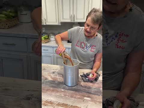 Copycat Wendy’s Frosty | Summer treat to cool off on hot days  | Make a copy cat dessert recipe