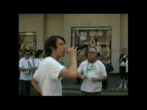 RADIO BROADGREEN AT THE LORD MAYORS PARADE 2010 Pt.2 - YouTube