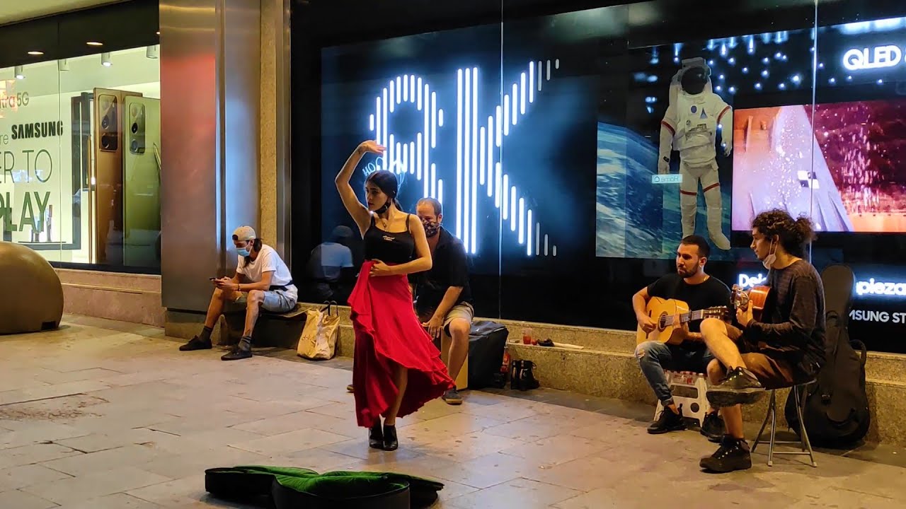 Madrid 2020 - Night Street Dance - YouTube