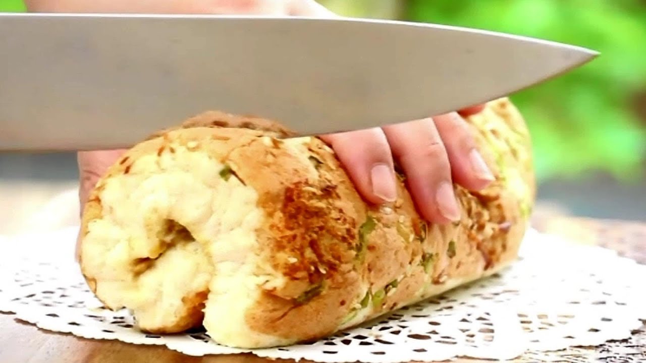 Meat Floss Swiss Roll 肉鬆蛋糕卷 - YouTube