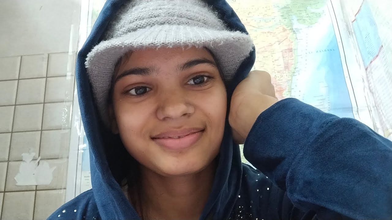 Simran Sagar is live! - YouTube