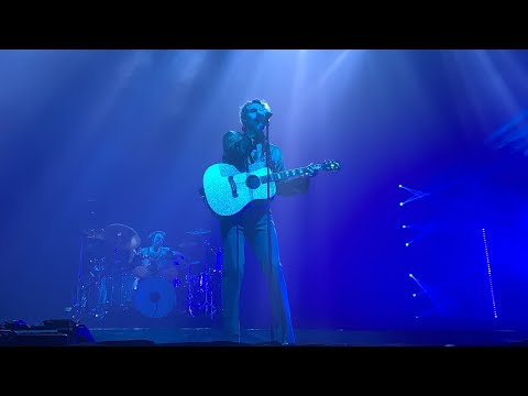 Lover of Mine - 5 Seconds of Summer (Live @ O2 Universum Prague, 29.04.2022)