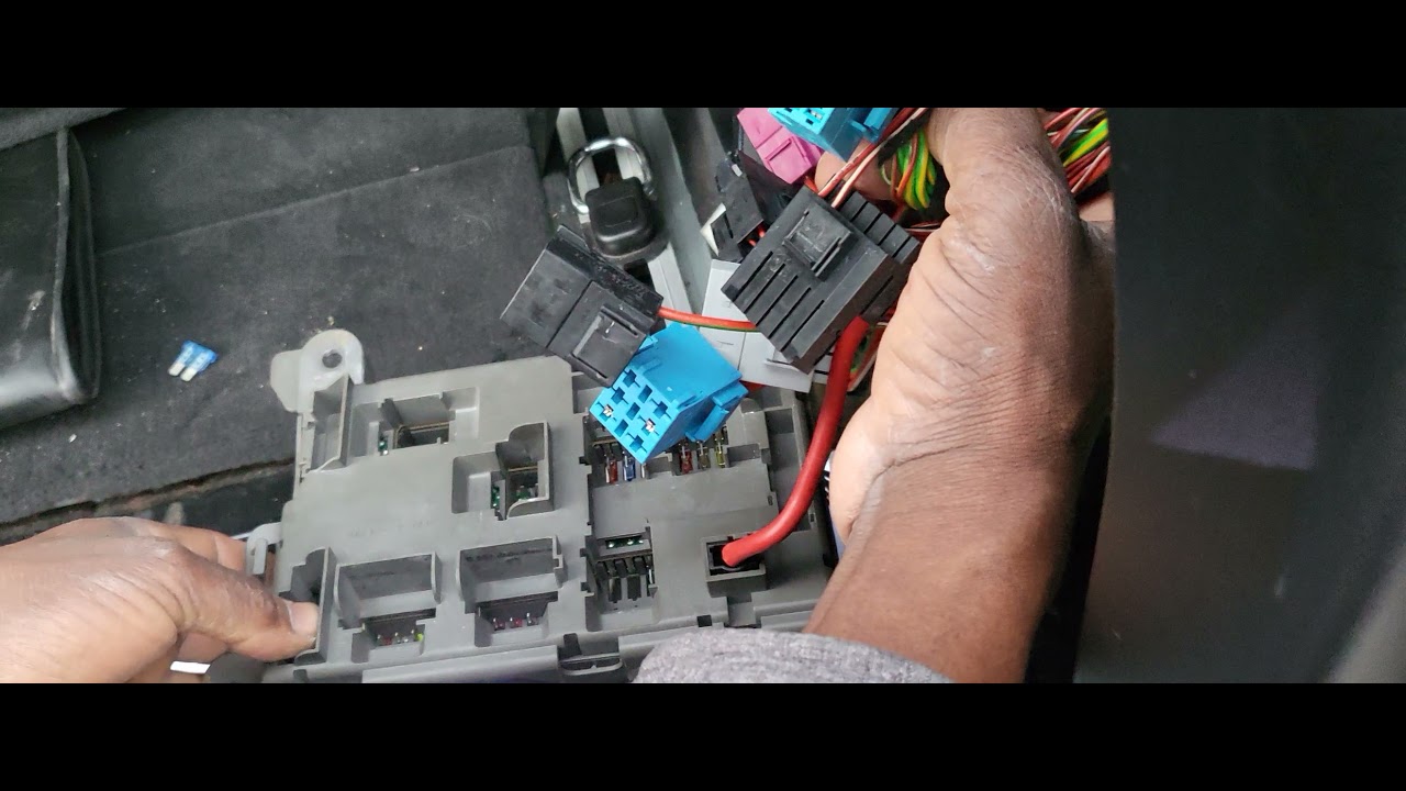 2008 BMW X5 E70 Junction Box Control Module Replacement Programming ...