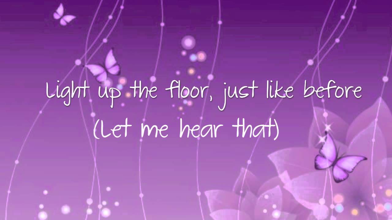 Zendaya and Bella Thorne - Watch me - Lyrics - YouTube