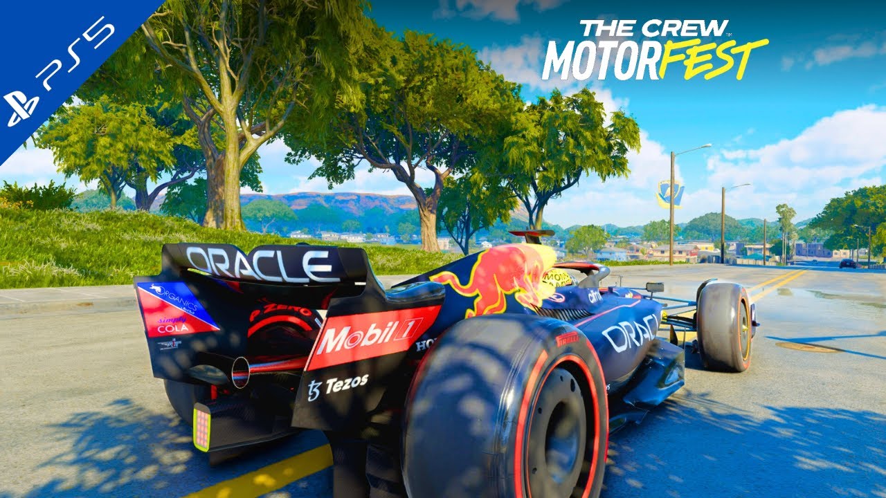 Red Bull RB18 Race | Formula 1 Racing in Hawaii | The Crew Motorfest ...
