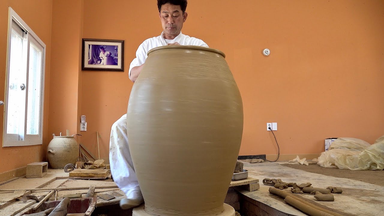 How Korean Traditional Pottery Family Make Large Jars. Earthenware ...