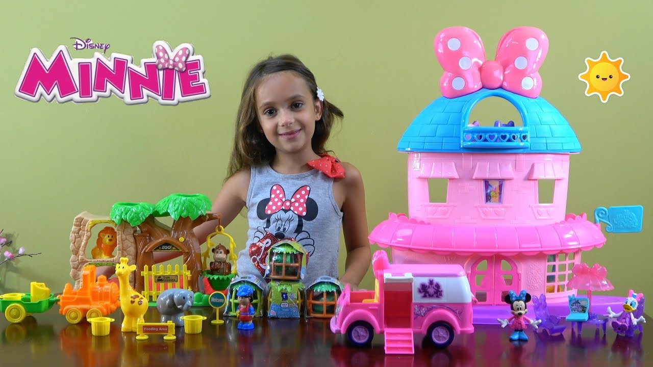 Minnie Happy Helpers at ZOO Story with Minnie Mouse and Daisy Opening ...