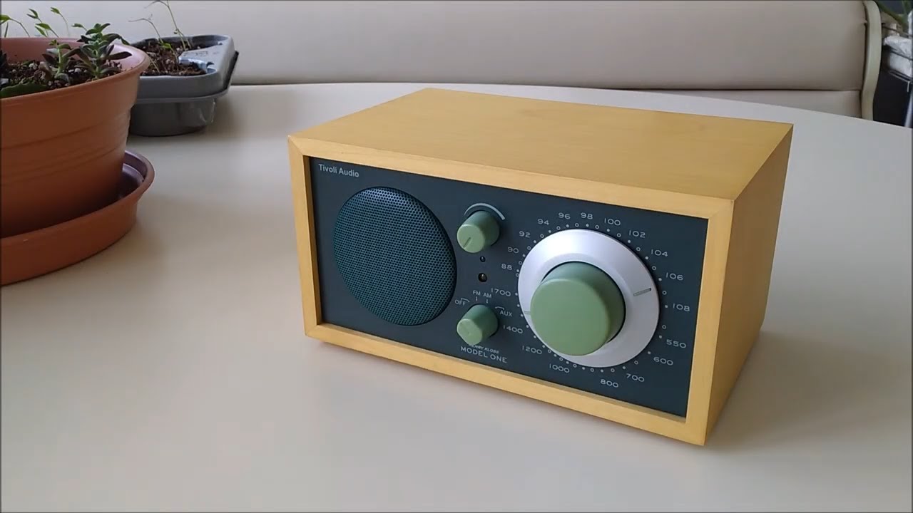 TIVOLI MODEL ONE (2000) | Henry Kloss Model One - YouTube