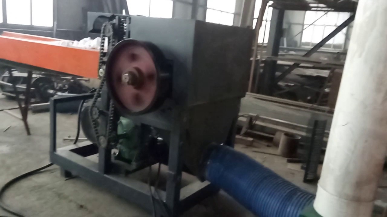 Cotton fabric scraps crushing machine - YouTube