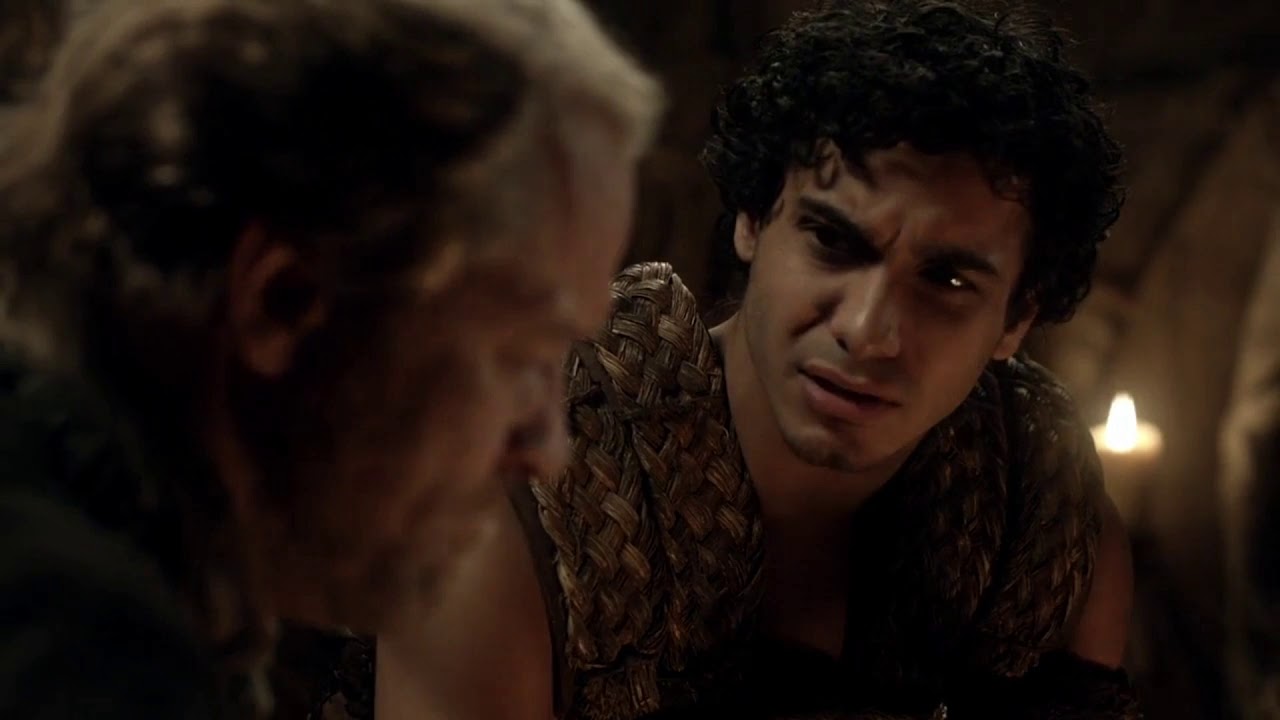 GOT S01 E03 Khaleesi is having a baby inside her - YouTube