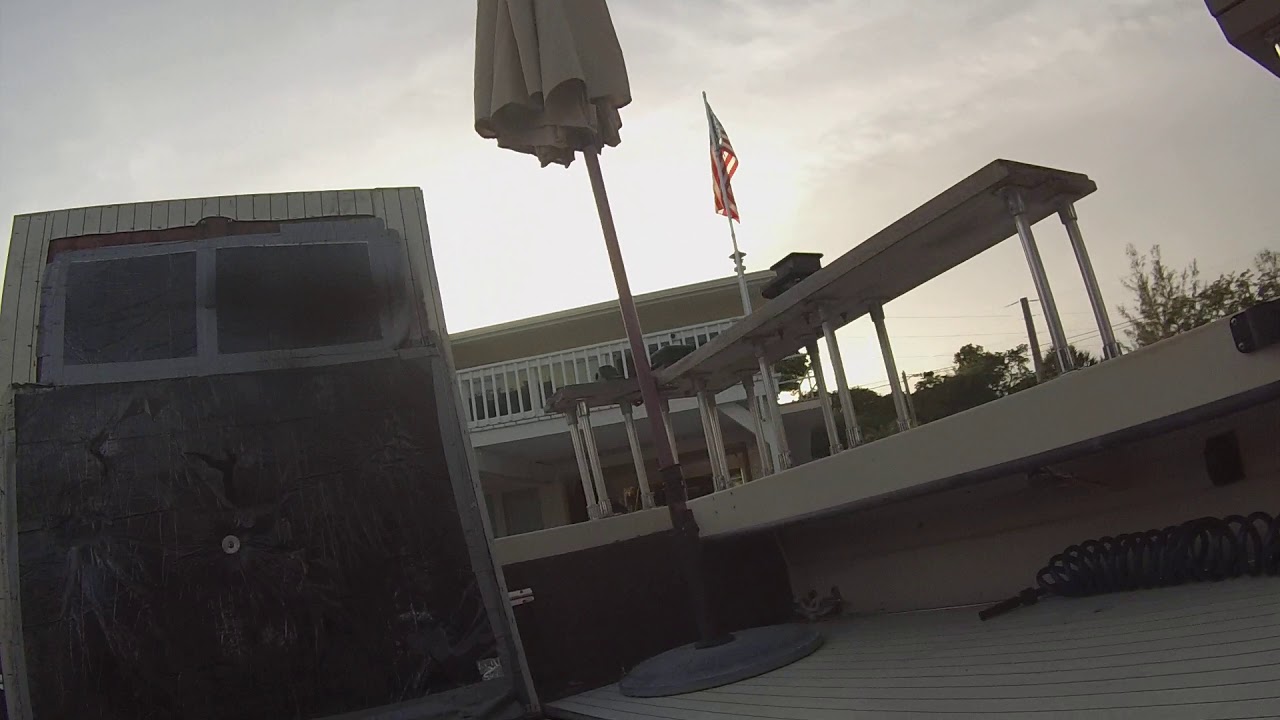 Mercruiser 330 HP V8 454 1986 - YouTube