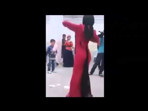 Türbanlı Dans ROCK müzik Eşliğinde