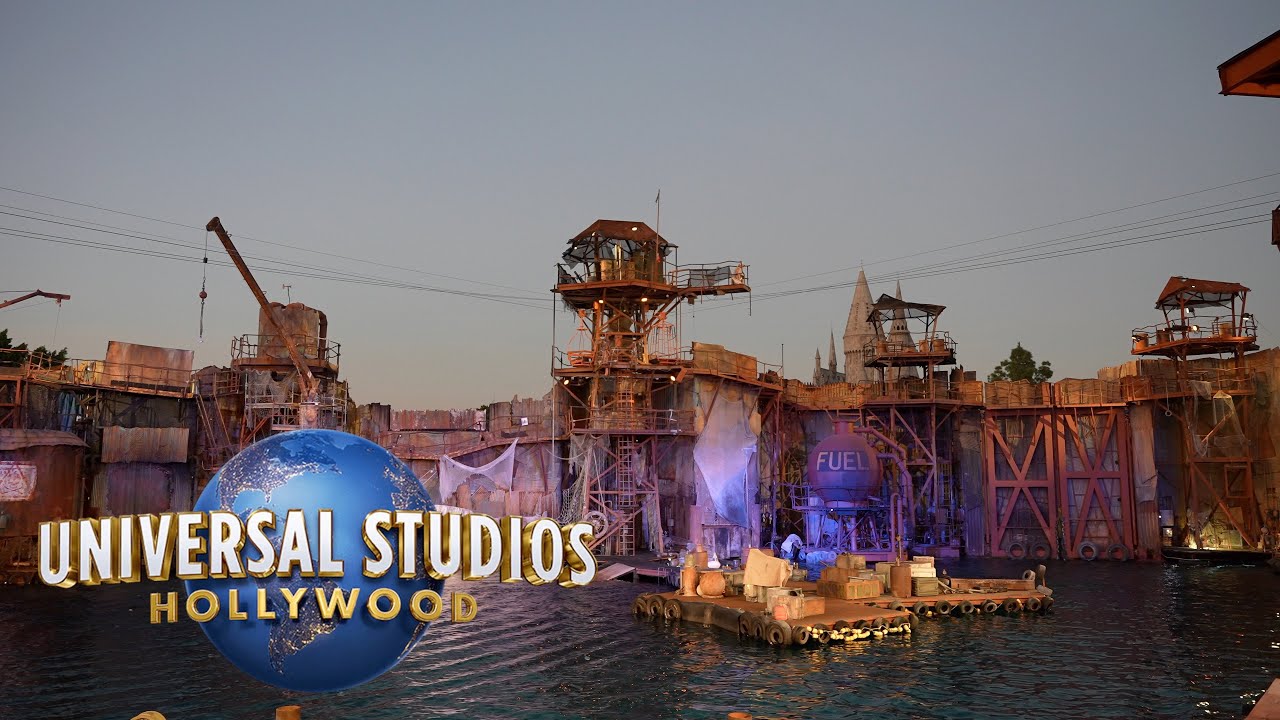 [4K POV] WaterWorld Night Show - Universal Studios Hollywood - YouTube