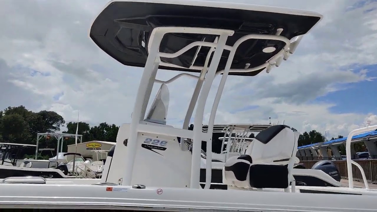 2021 Robalo 226 Cayman - N44037 - YouTube