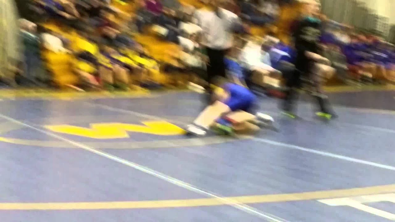Kameron Collins wrestling in his first tournament - YouTube