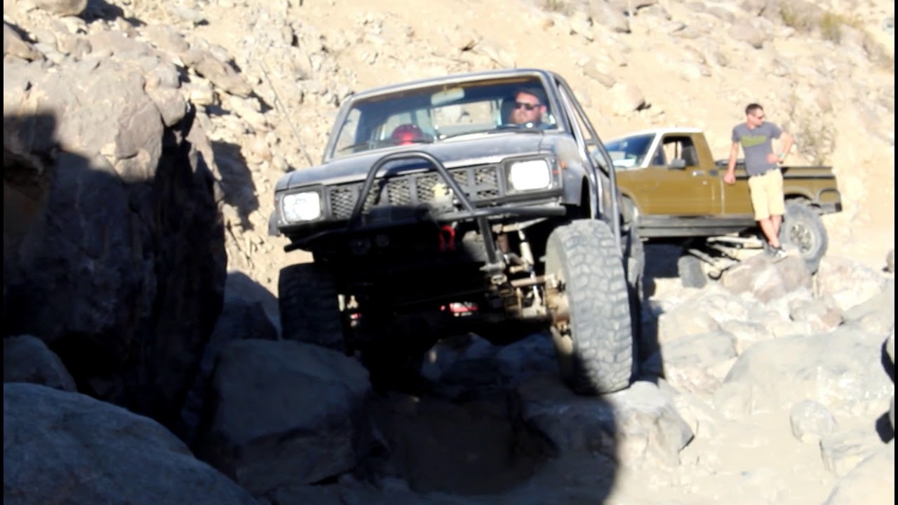 1st gen toyota playing in turkey claw during king of the hammers 2018 ...