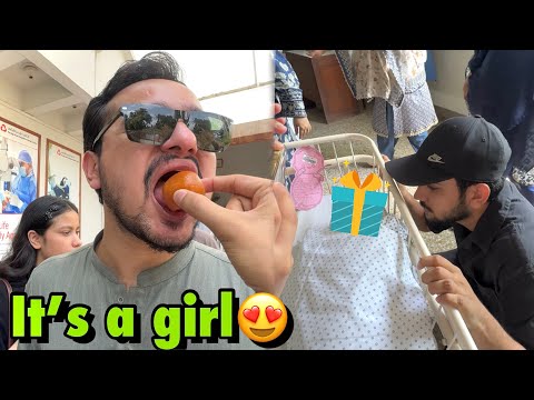 Finally hamari family mai beti ki addition hogai🥺❤️ | mene peheli baar azaan dedi new born ko😍