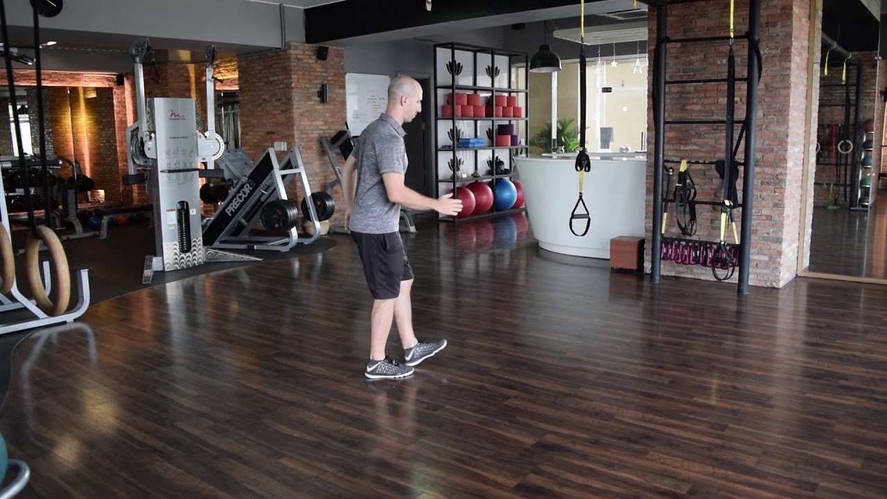 Walking Hamstring Dynamic Stretch - YouTube
