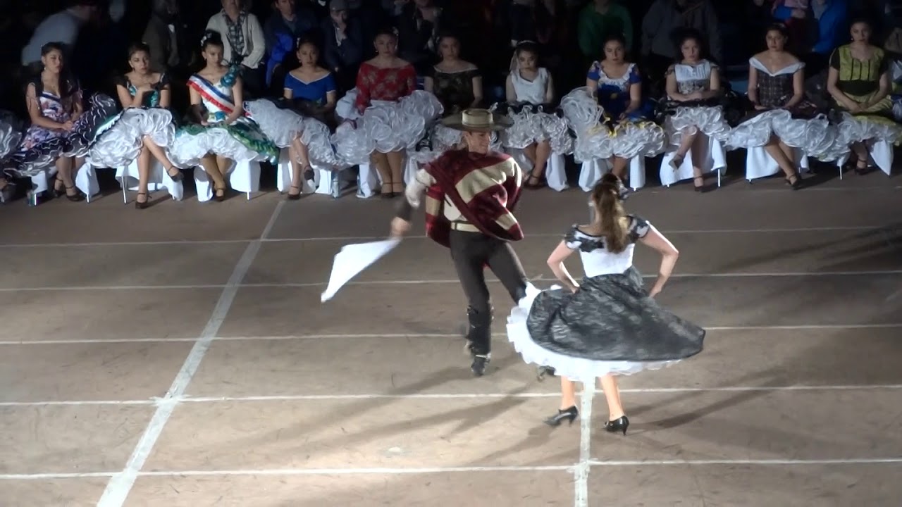 Campeones Nacionales Cueca Juvenil Punta Arenas 2014 - YouTube
