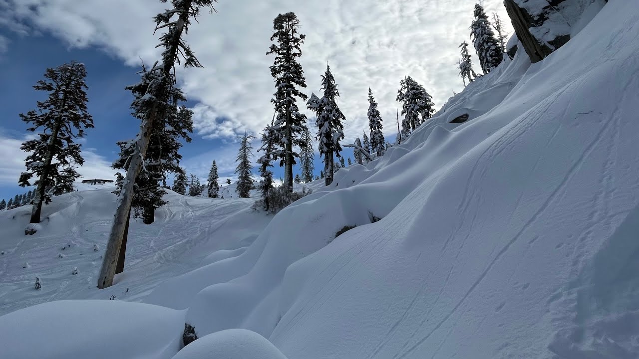 Palisades Tahoe Squaw Valley powder skiing GoPro 11 mini Pipuchor - YouTube