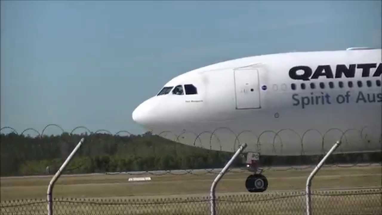 Qantas A330-300 |VH-QPD| Takeoff From Brisbane - YouTube